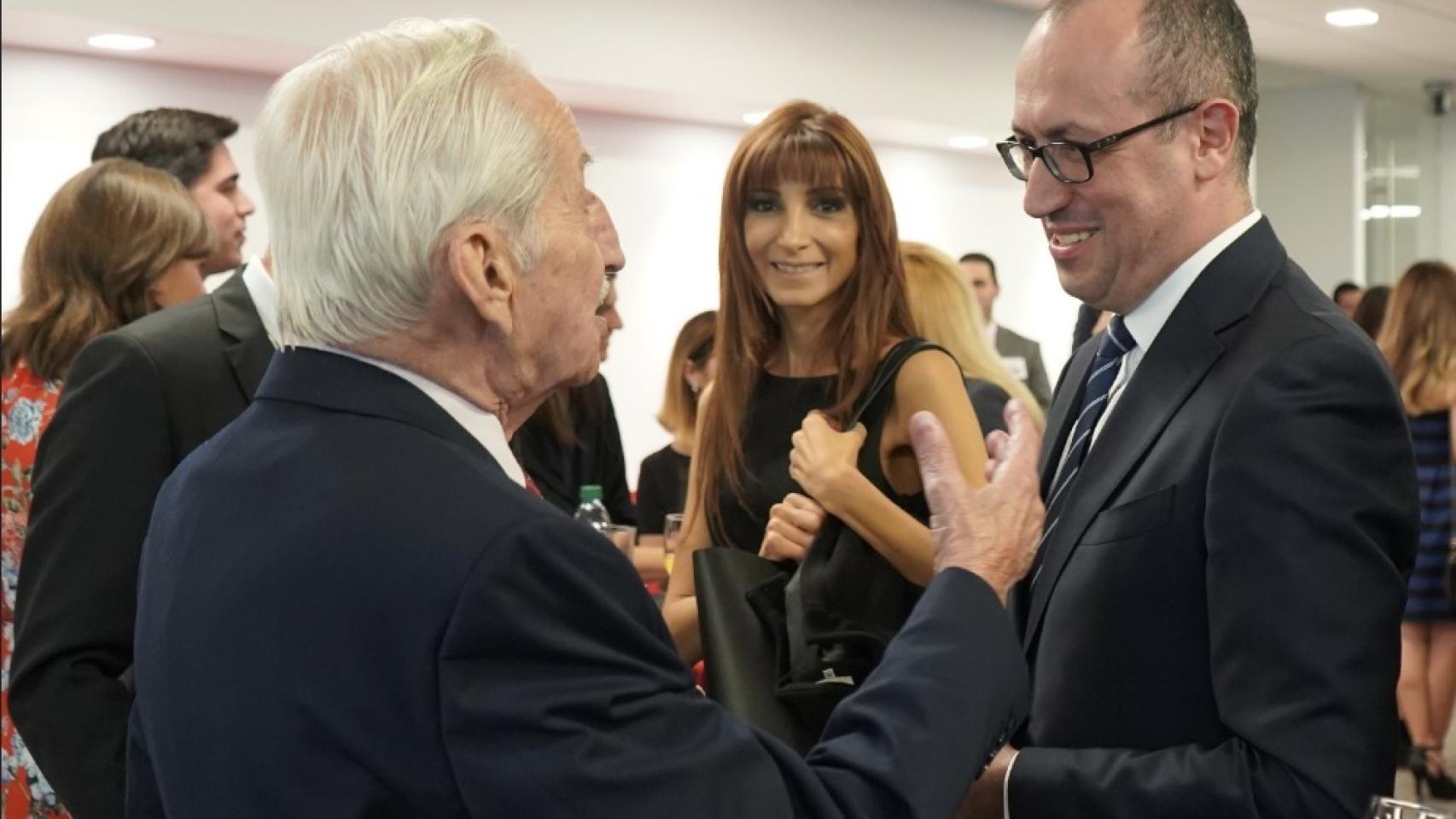 Onur Genç: 8 cosas que puedes aprender mirando los tuits del nuevo CEO ...