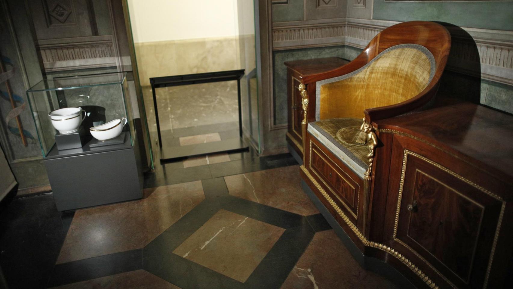 El Prado recupera el lujoso retrete de Fernando VII: un cuarto de baño ...