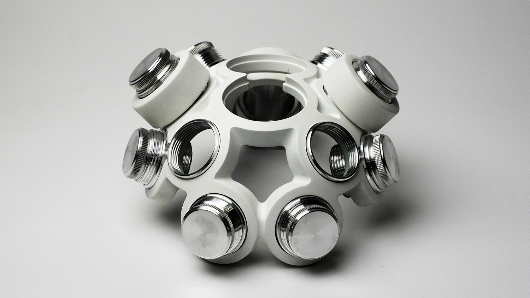 El casco que 'reinicia' el cerebro llega a España: la nueva esperanza contra la depresión