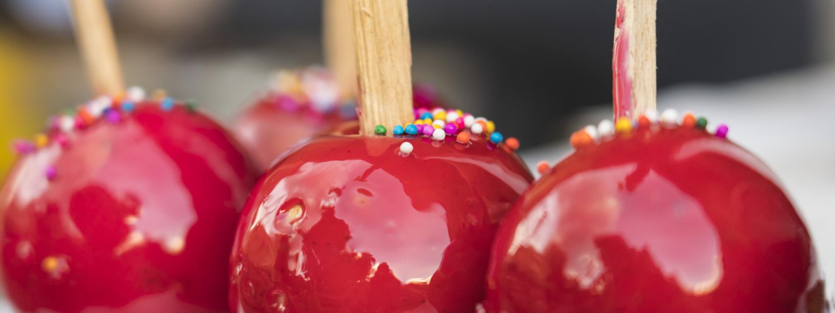 Manzanas De Uva Y Caramelo