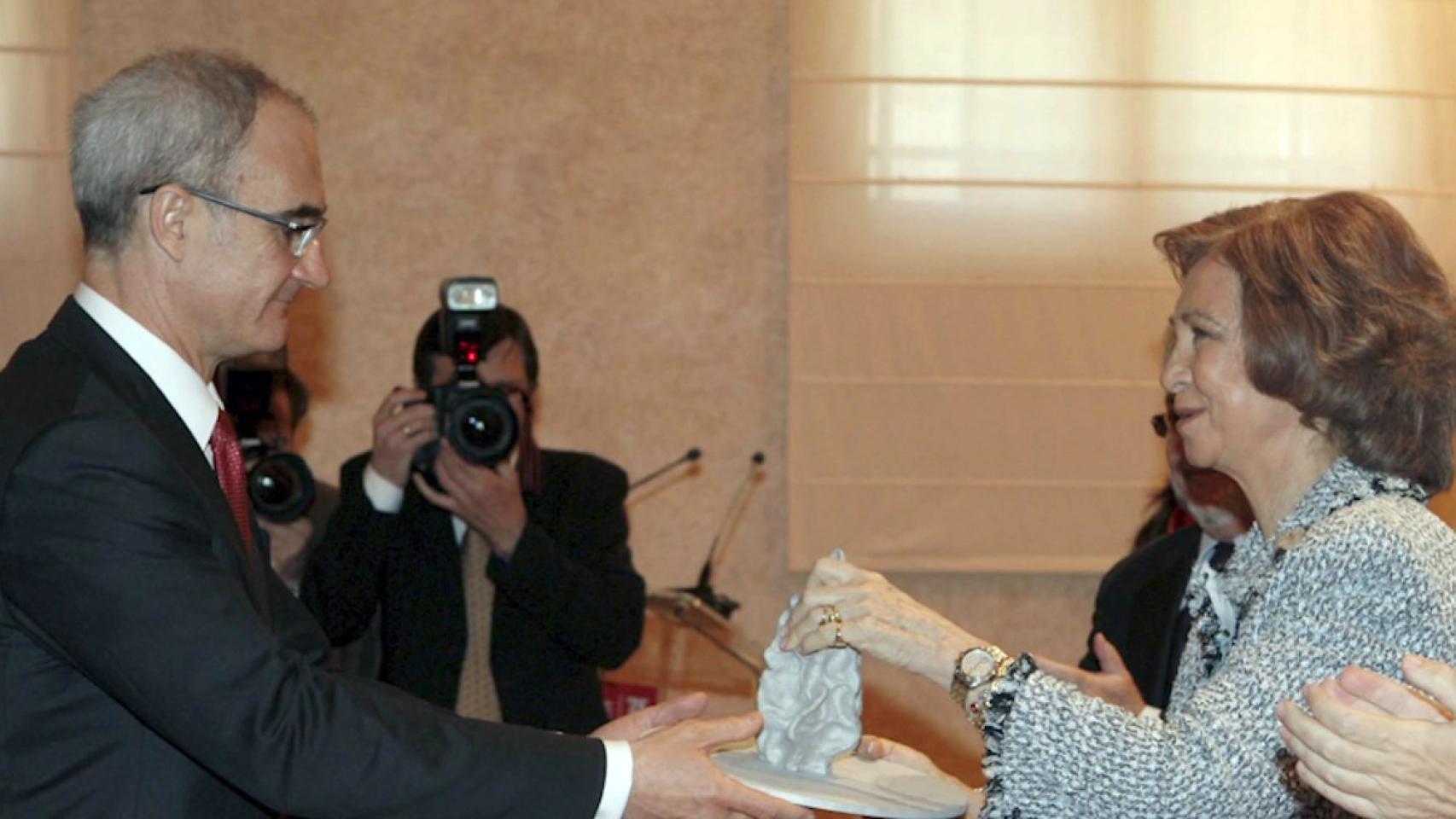 La increíble historia de ‘Perico’ Ripoll, el cirujano de estrellas que ...