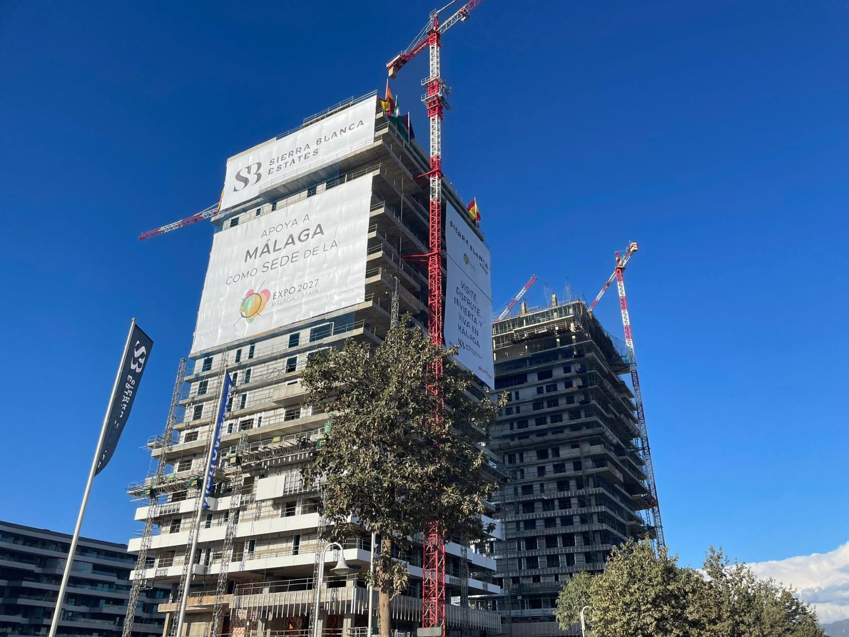Altura De La Torre De Babel