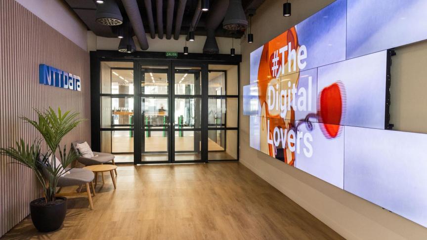 Las NTT Data Towers ya forman parte del 'skyline' de Barcelona con un ...