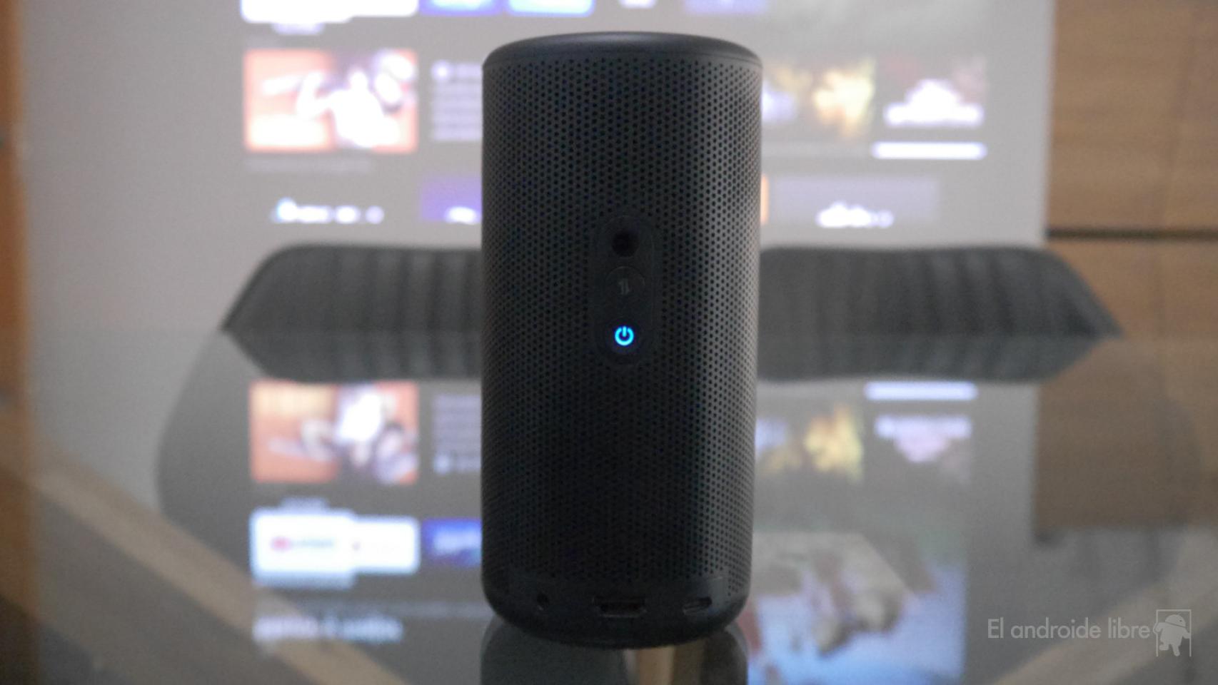 Se ve genial y es súper portátil: analizamos el proyector Anker Nebula ...