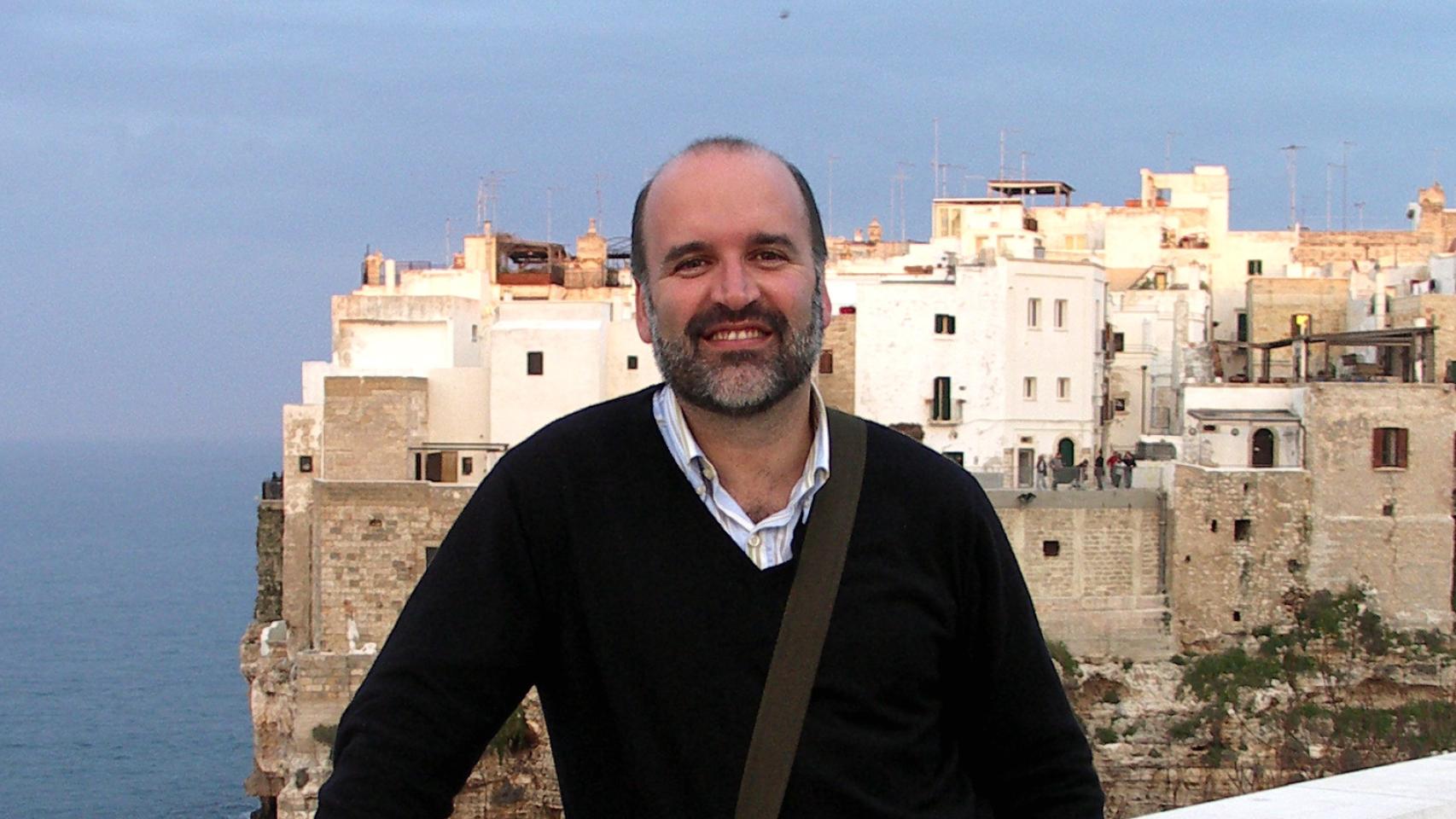 José Manuel Lucía, poemas nuevos del amor oscuro