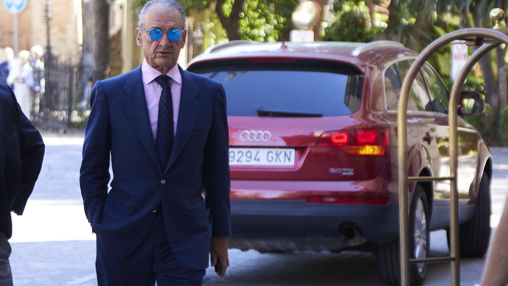 Vuelve el 'millonario rojo': una firma vinculada a Jacques Hachuel demanda 31 millones a Rumasa