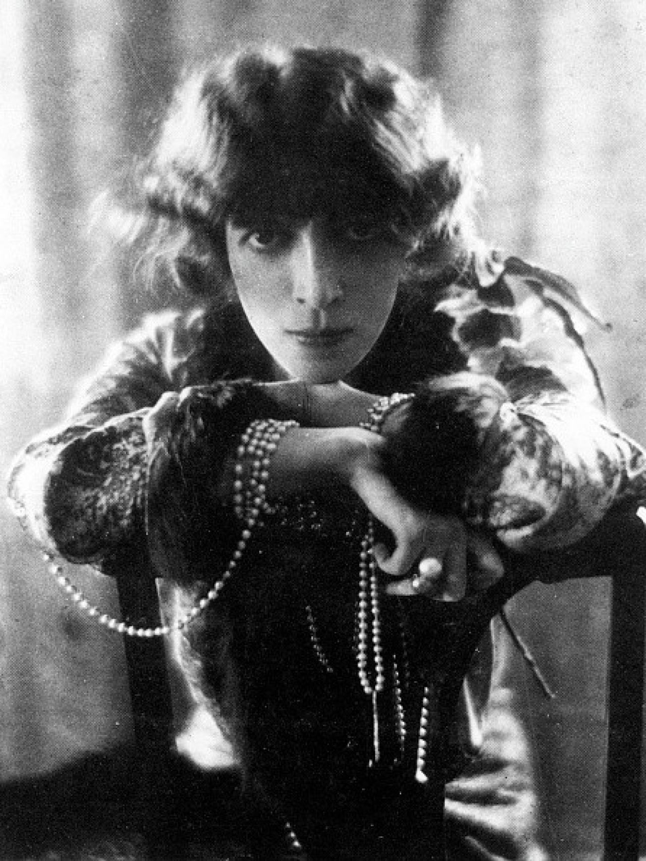 “Quiero ser una obra de arte viviente": así era Luisa Casati, icono de ...