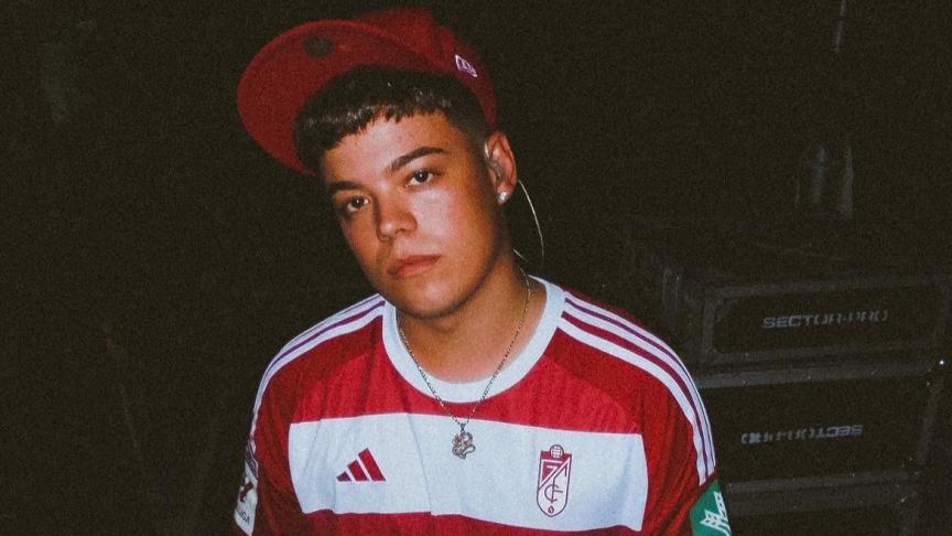 Quién es Saiko, el cantante del número 1 en Spotify que regaló 100 ...