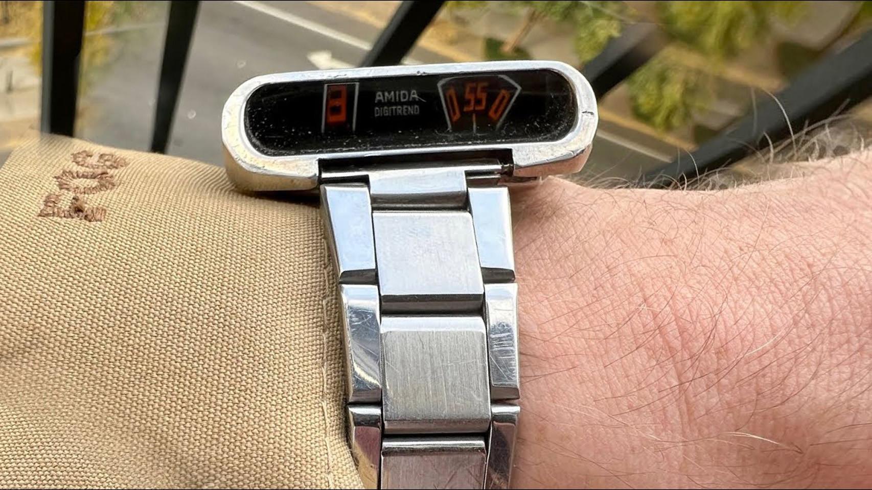 AMIDA Digitrend, el imponente reloj sacado de los años 70 para ver la hora sin tener que girar ...