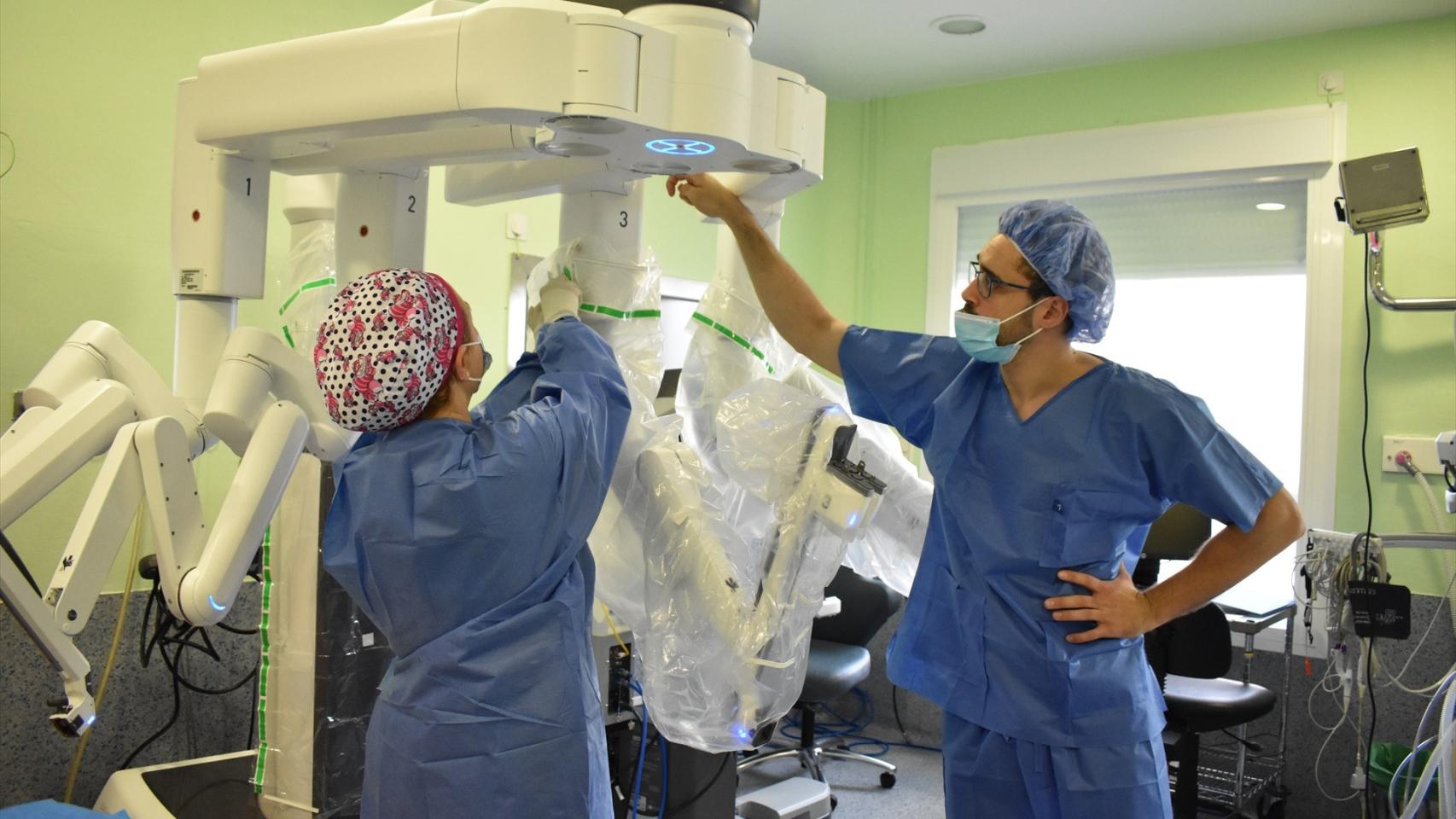 El robot quirúrgico que se convertirá en el gran aliado frente al ...