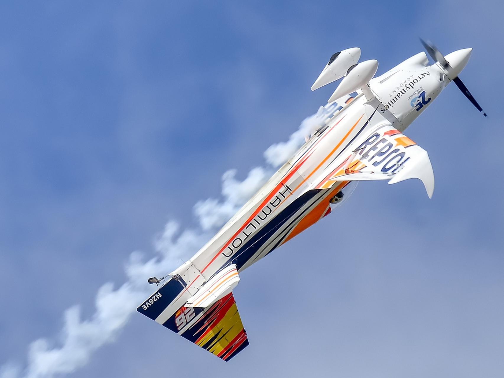 Juan Velarde, de piloto de Iberia a la 'Fórmula 1 del aire' a 400 km/h ...