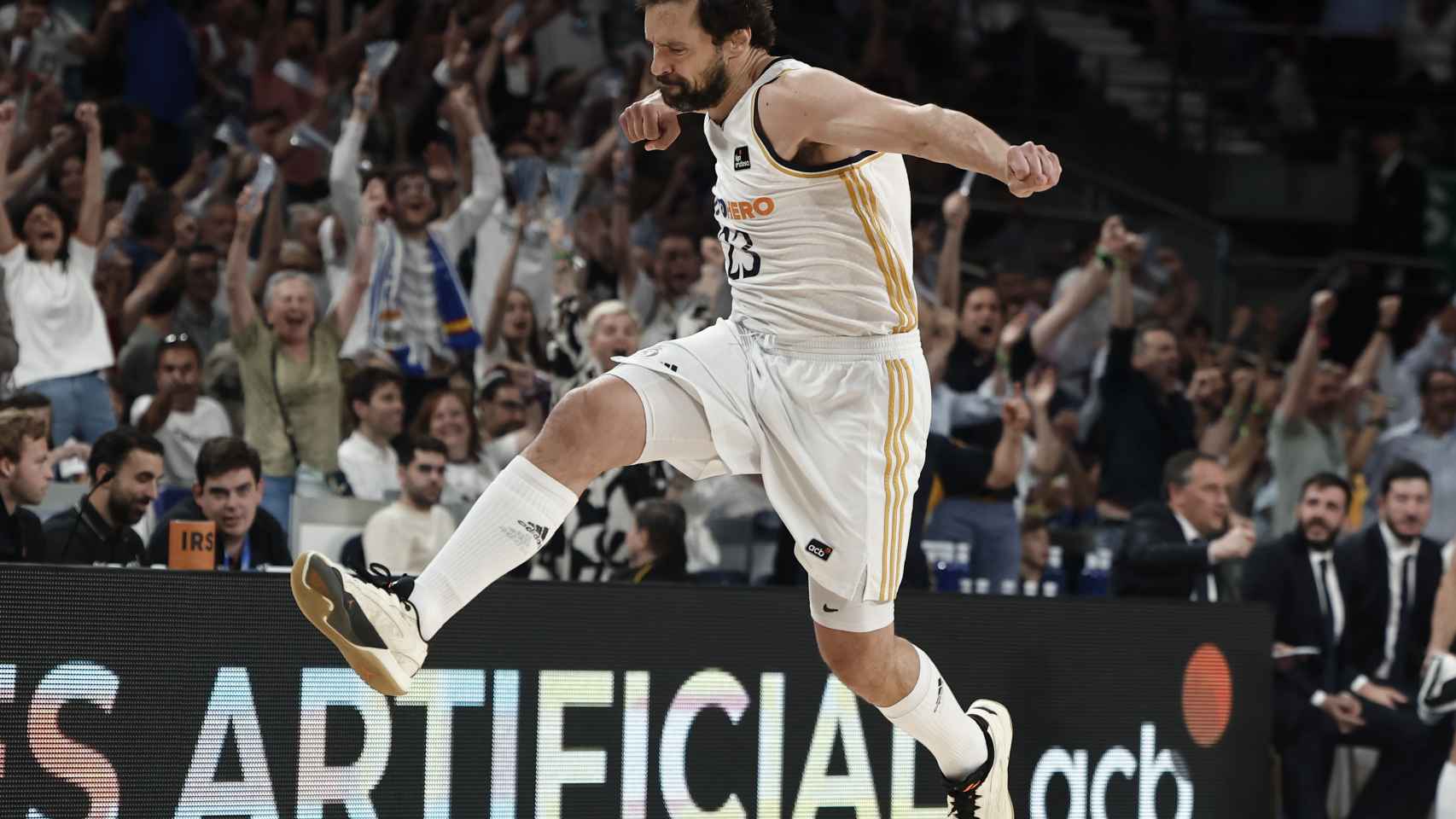La última exhibición de Llull con el Real Madrid: cuatro triples ...