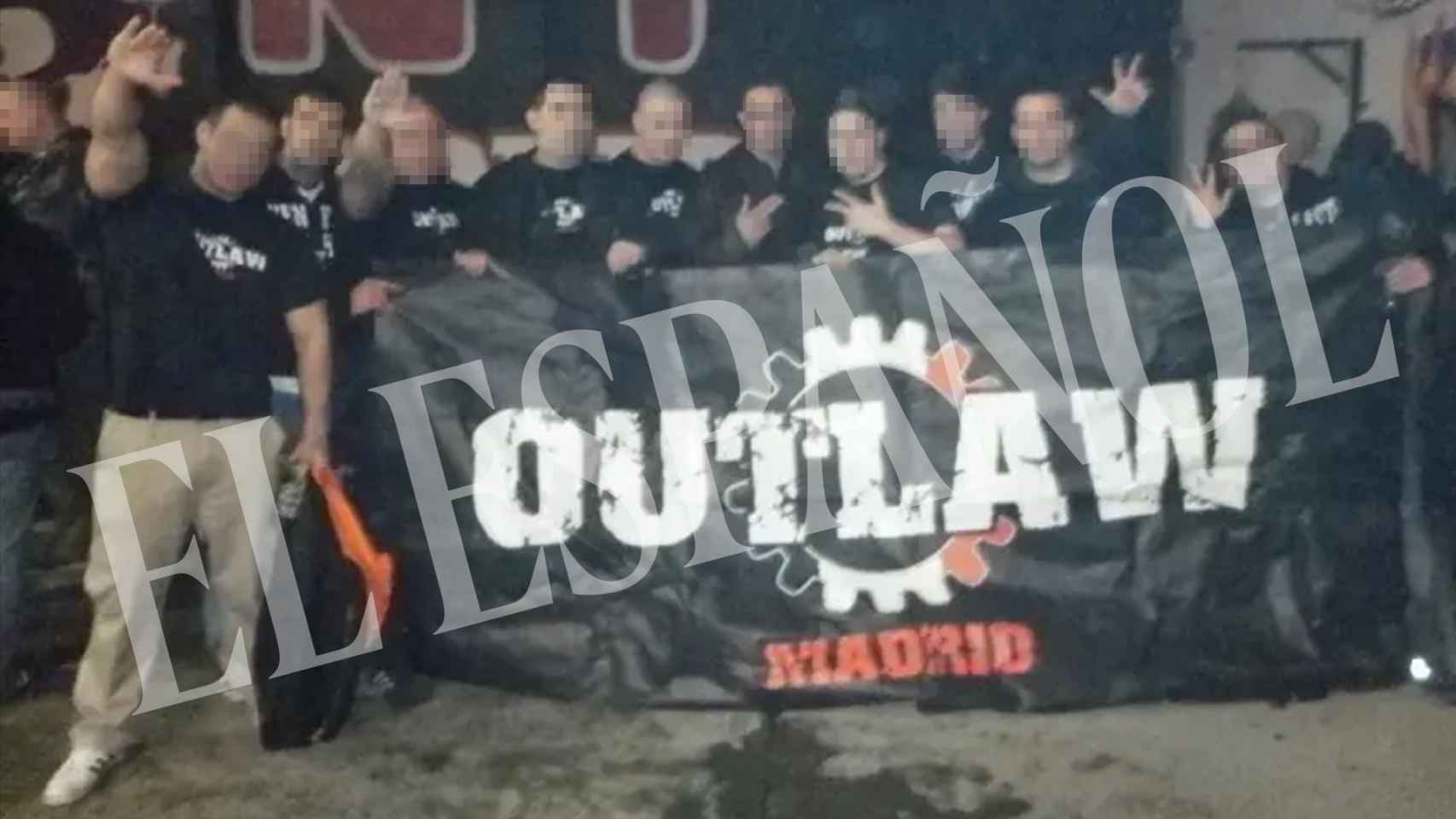 Outlaw, el grupo del 'Niño Skin' al que estuvo vinculado Borja Villacís ...