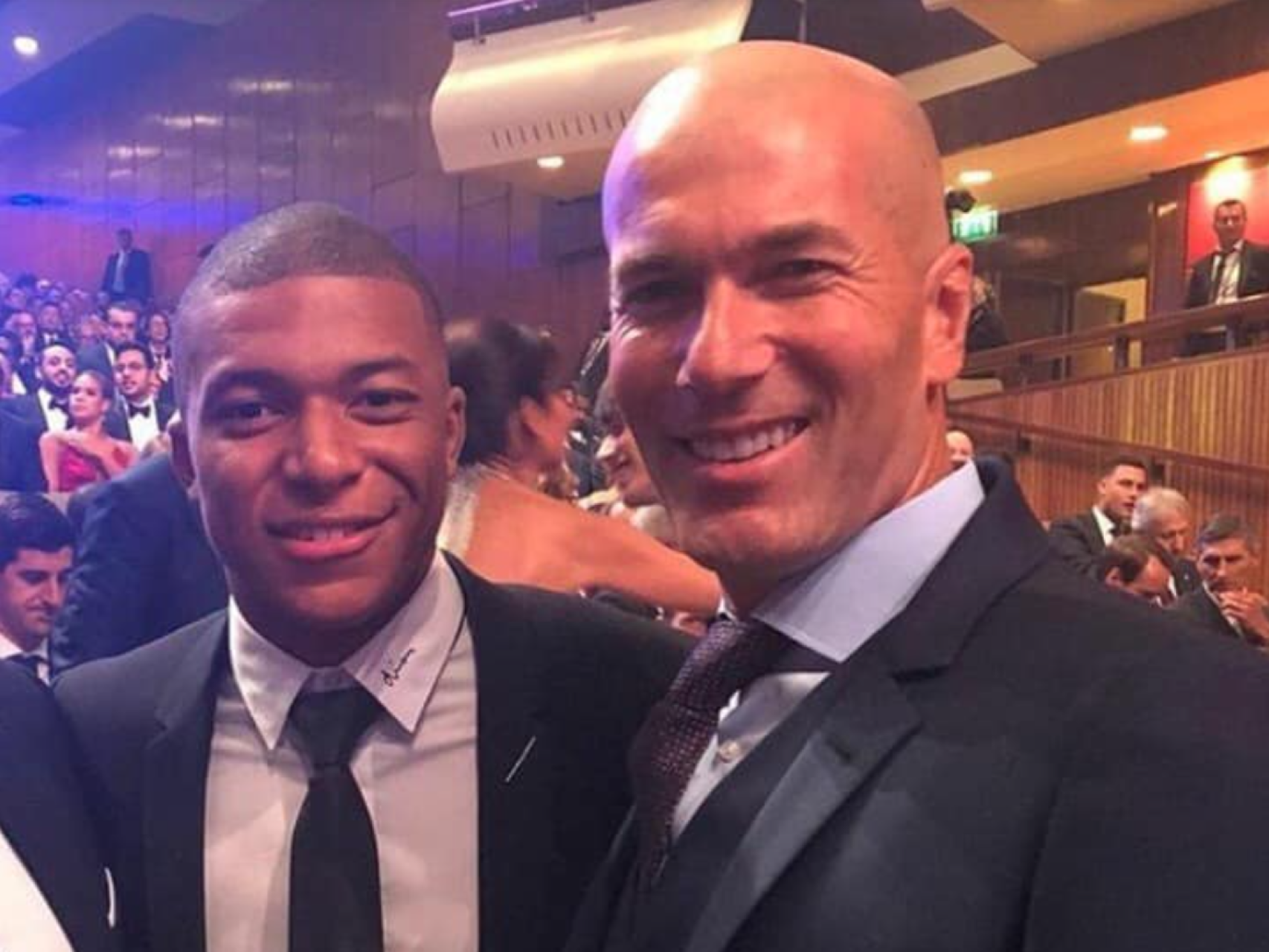 La Francia multirracial y el día que Zidane, como Mbappé, levantó al ...