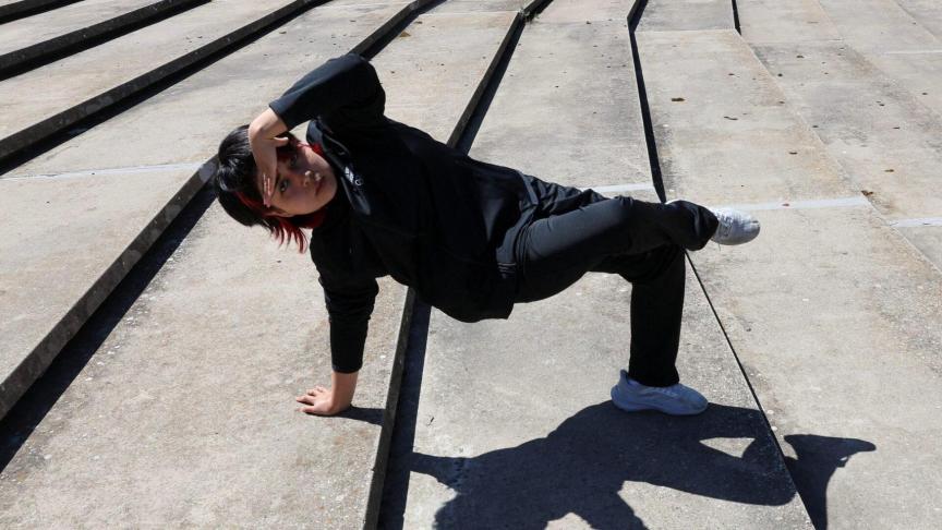 Manizha, la break dancer afgana que sobrevivió a los talibanes y ahora ...