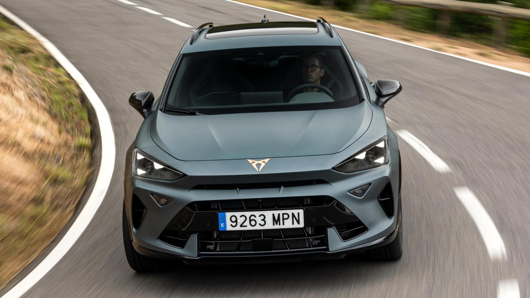 Al volante del nuevo Cupra Formentor: ahora con hasta 333 CV... ¿cuál ...