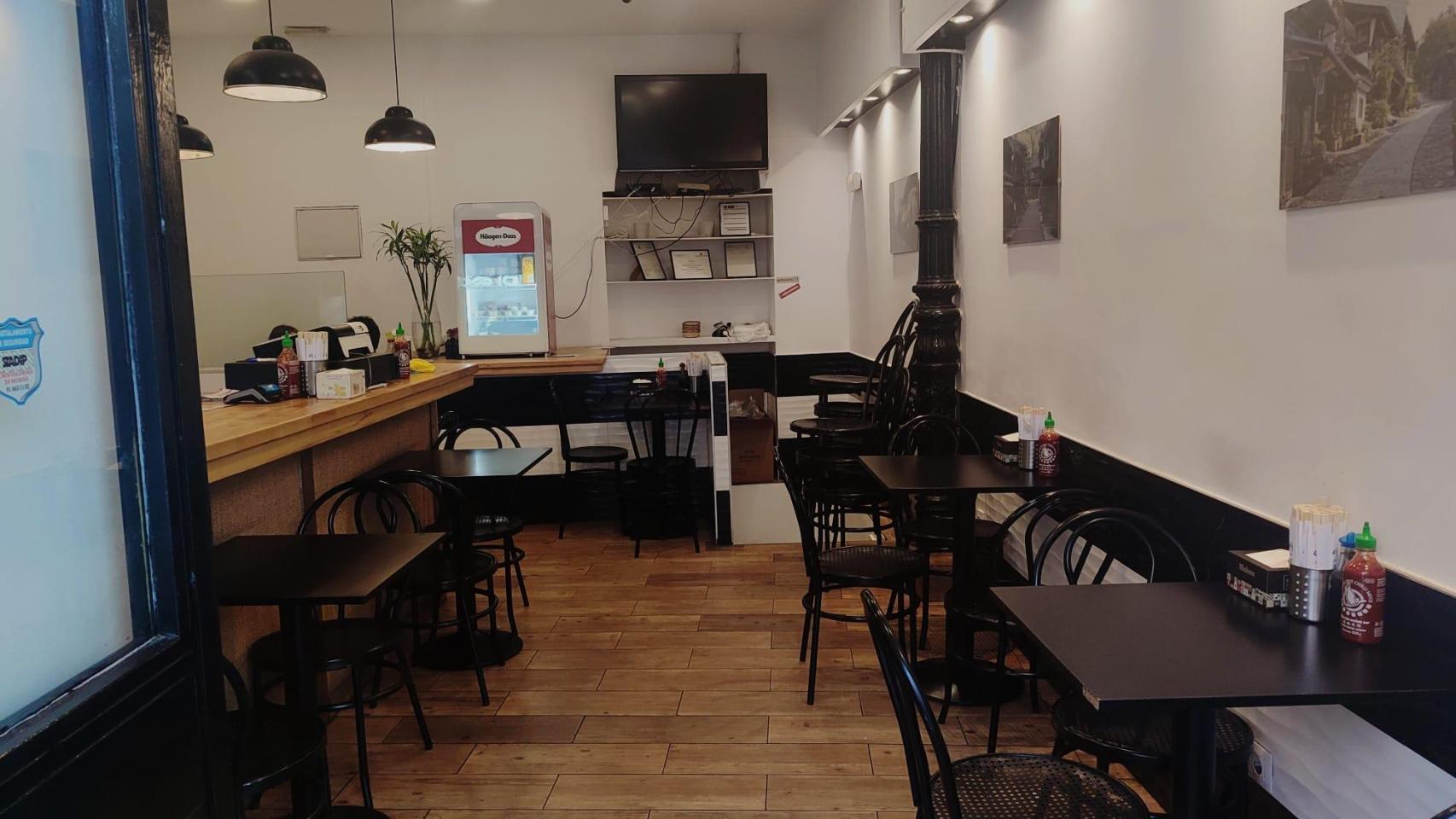 El bar de gyozas que triunfa en el centro de Madrid: hacen más de 3.000 ...