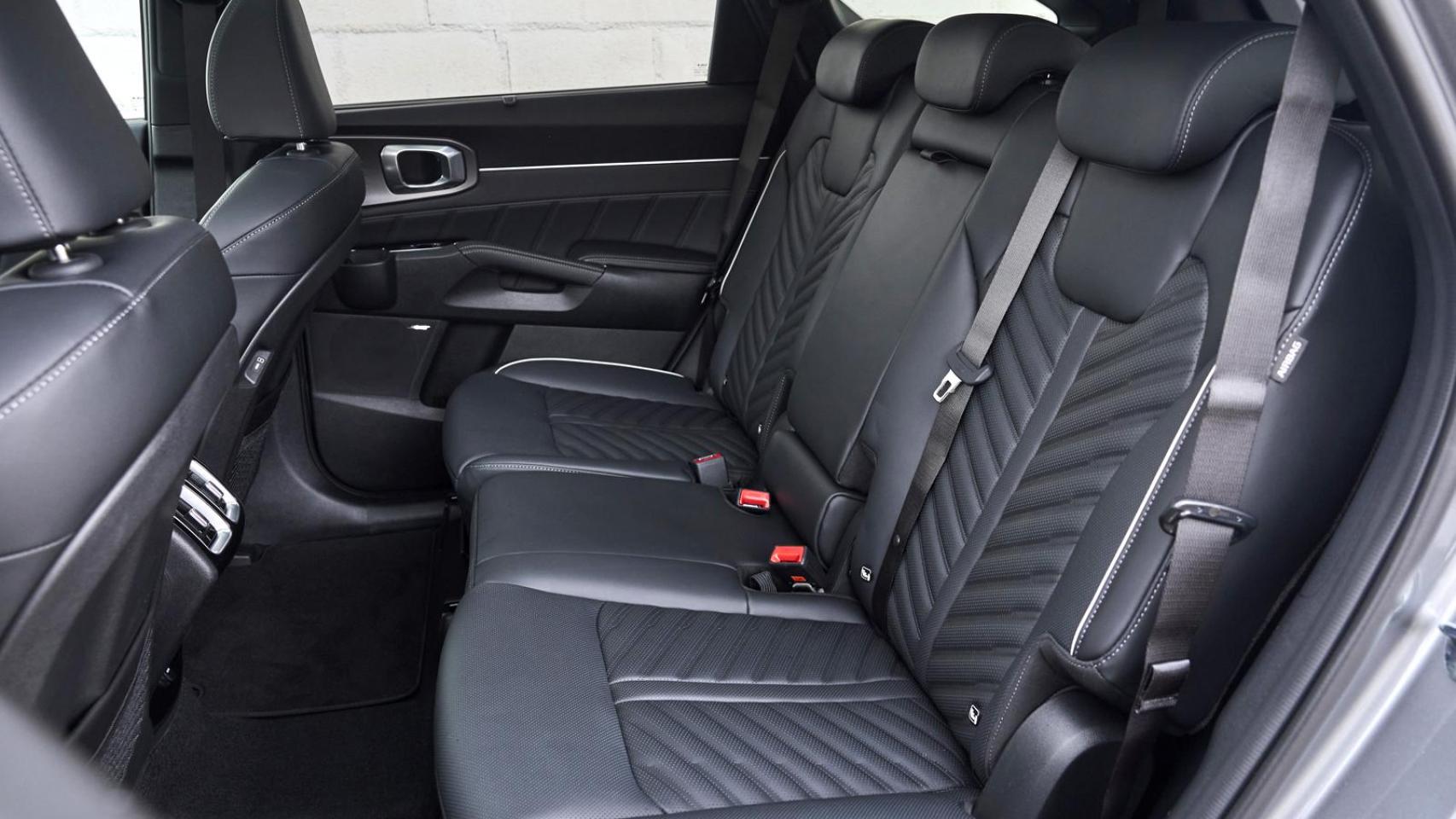 Este SUV de Kia tiene unas calidades de marca premium… y un consumo que ...