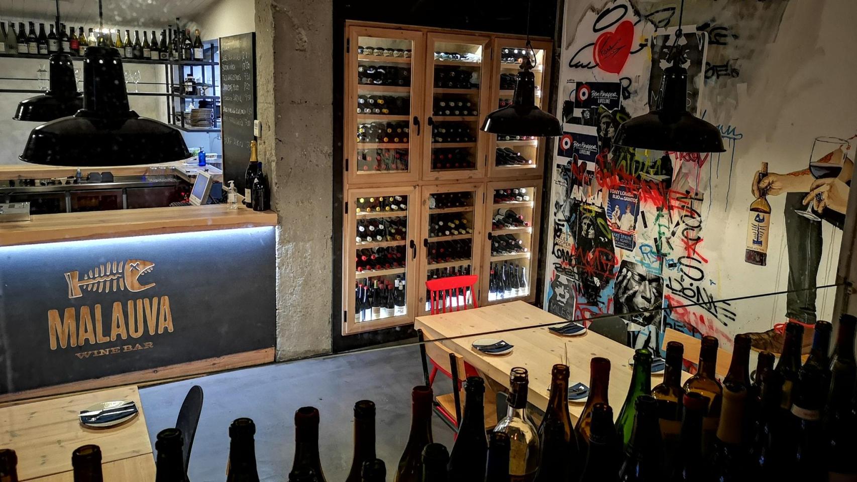 La histórica calle de Vigo donde inflarse a ostras frescas y vino ...