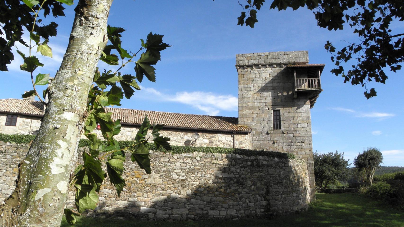 Las torres de Galicia con un pasadizo donde fue quemado un conde para ...
