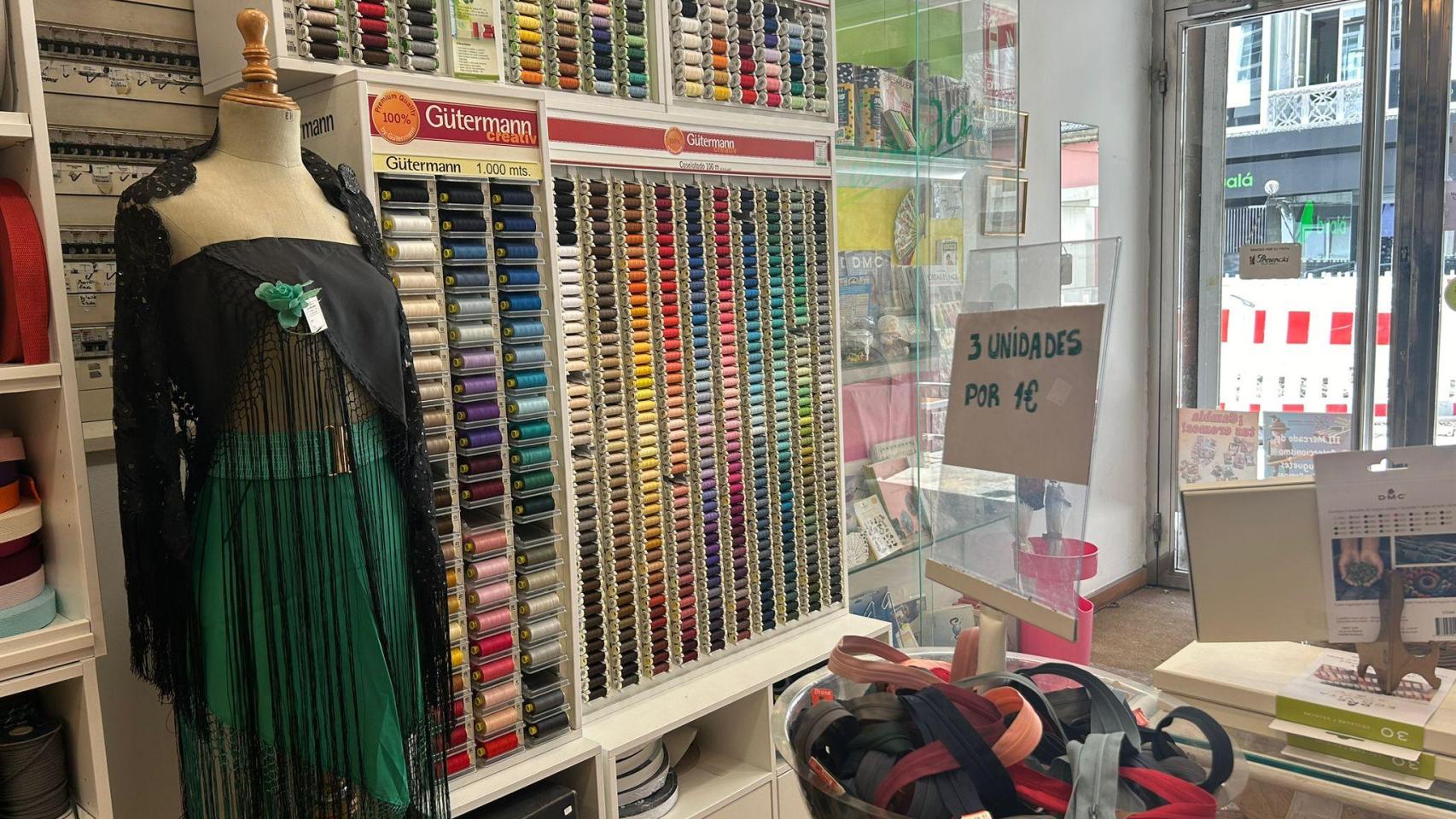 La Crisálida: La mercería viral de A Coruña con millones de likes y el ...