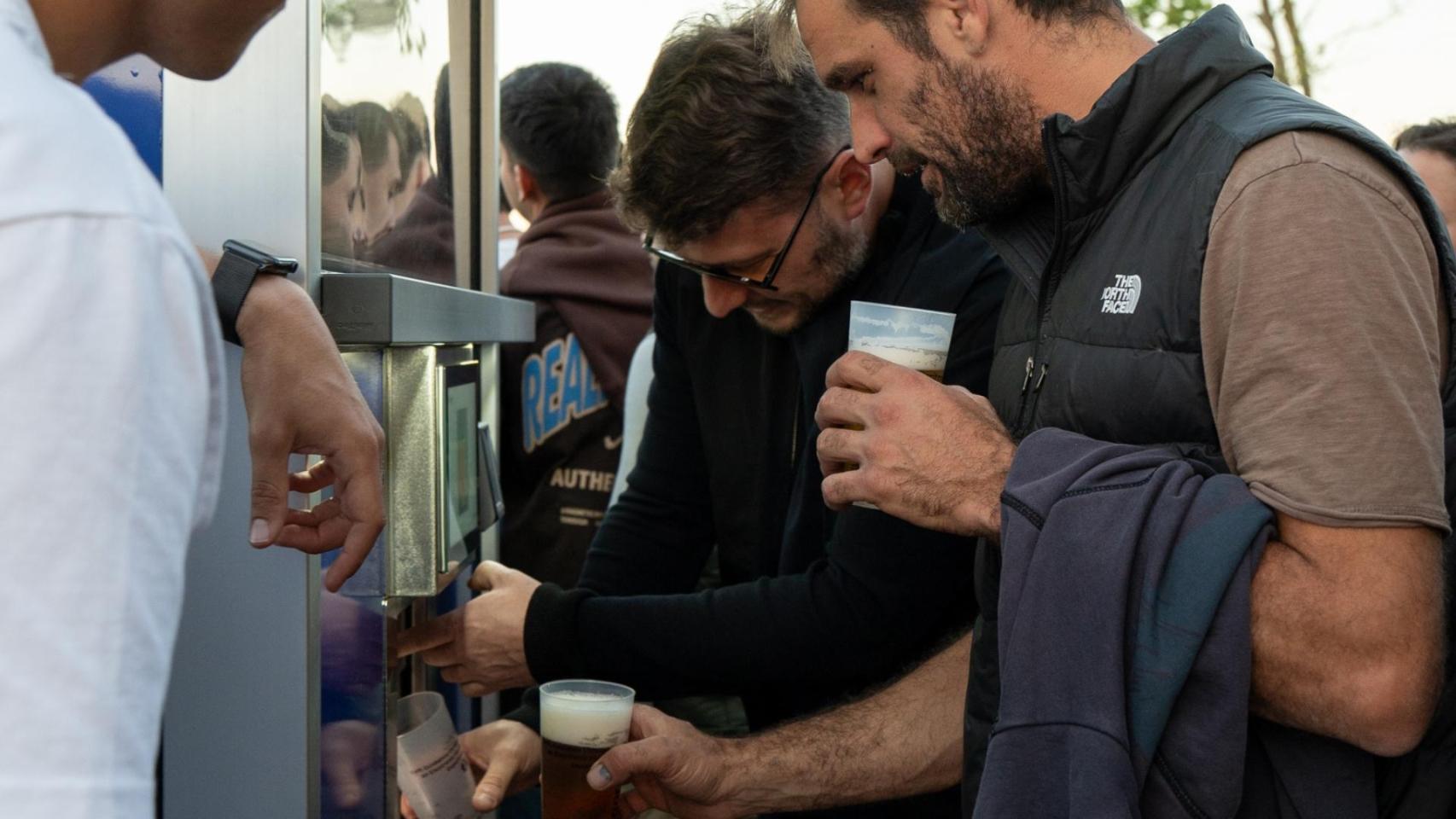 Metabar, la máquina española que sirve cerveza fría en segundos para ...