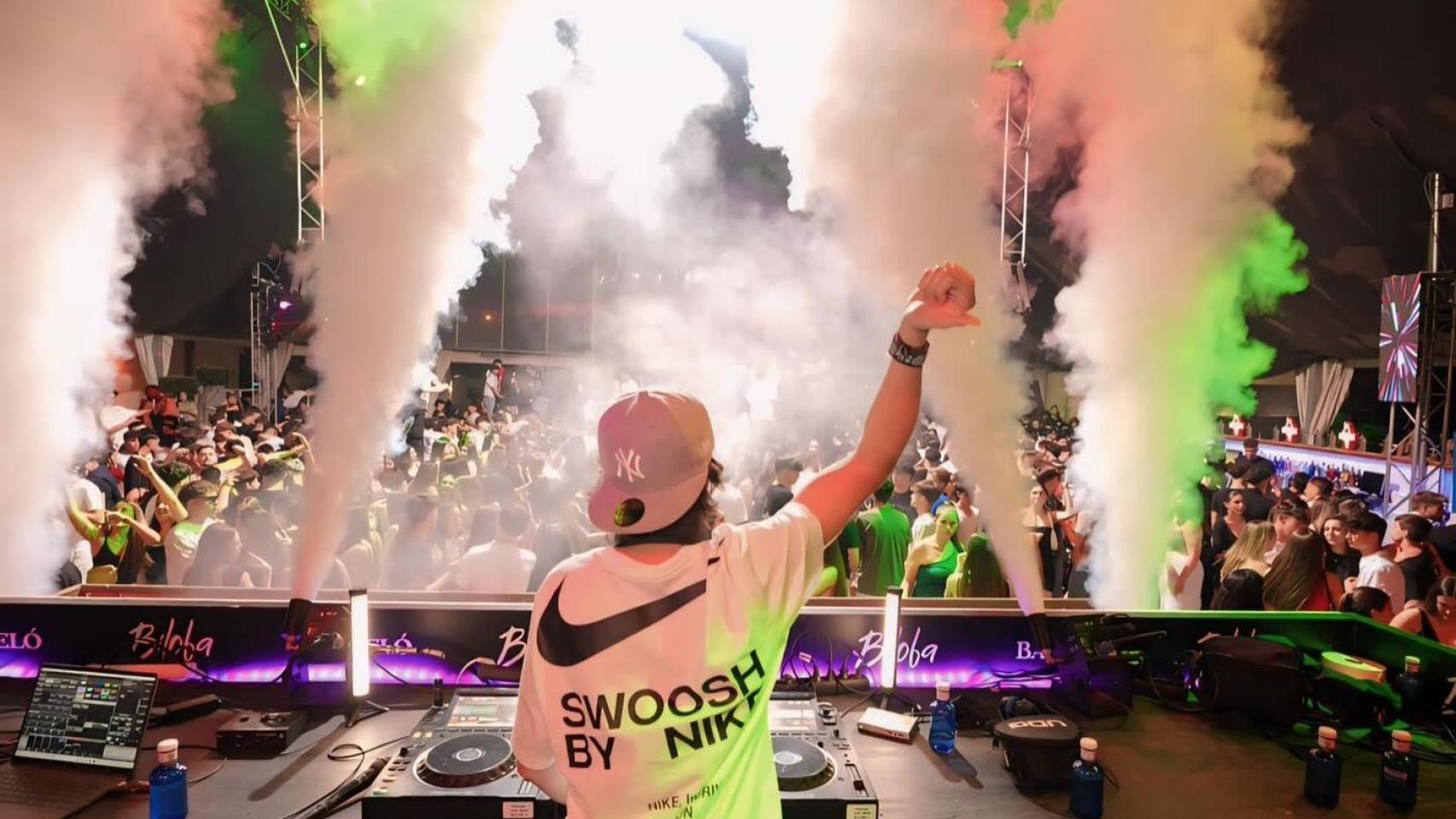 El ajetreado verano de Jan, hijo de Antonio Orozco: triunfa como DJ y ...