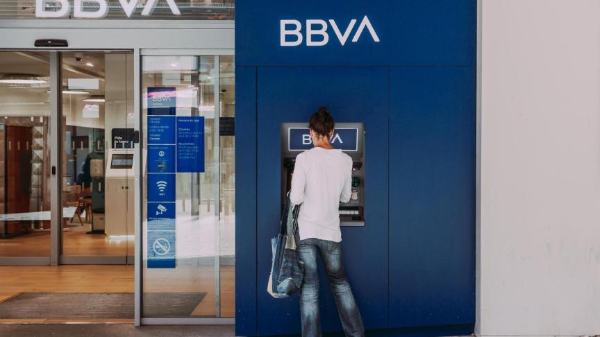 BBVA ofrece 150 euros a nuevos clientes por el 'Black Friday'