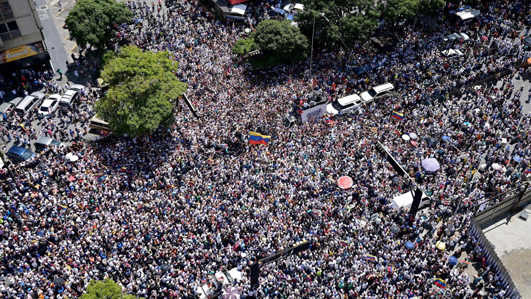 La protesta contra Maduro en más de 370 ciudades se convierte en un ...