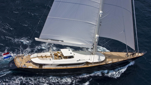 Así era el Bayesian, el velero que ha naufragado en Sicilia: un palo ...