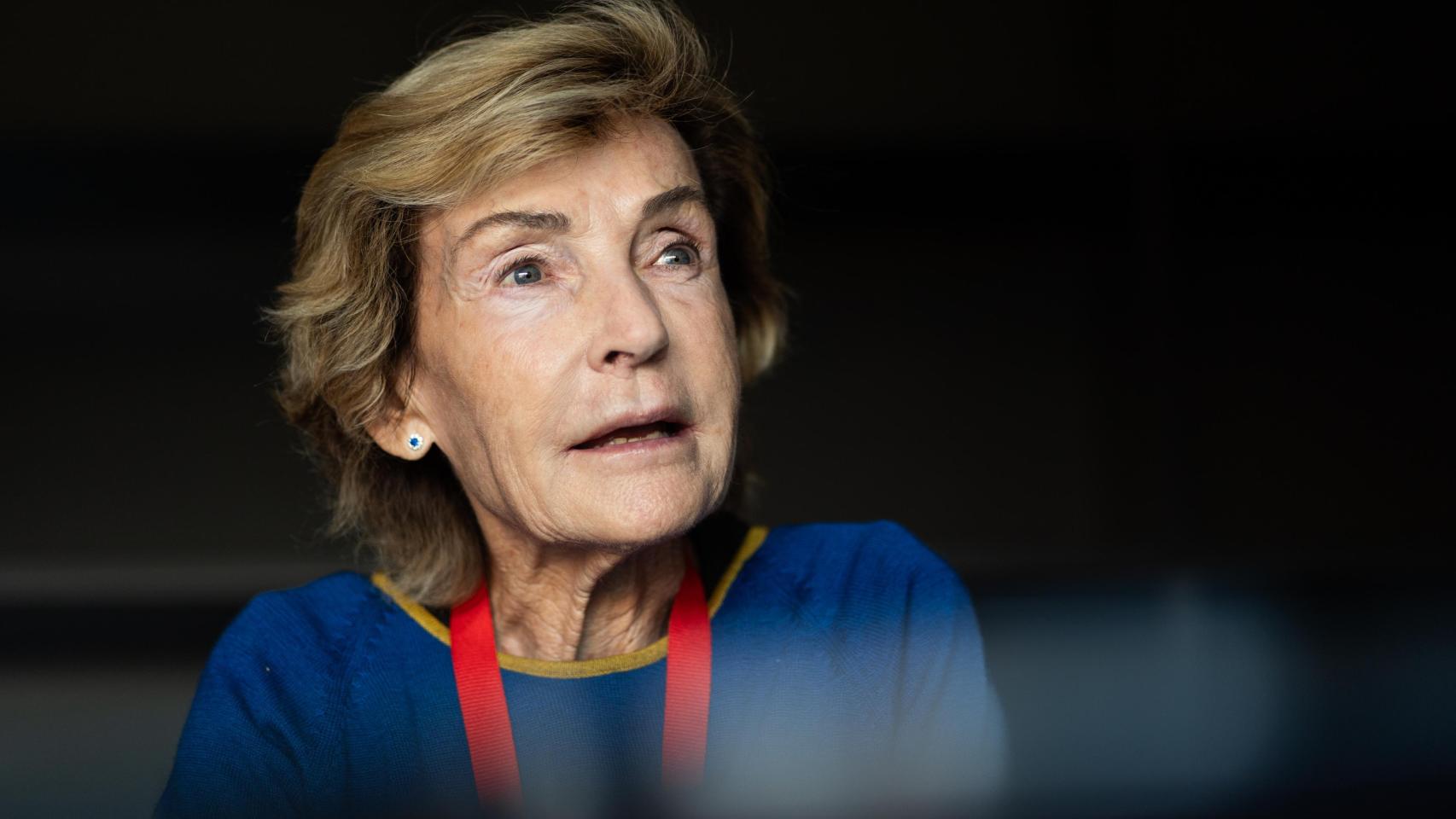 La artista Soledad Sevilla, ante su gran exposición en el Museo Reina ...