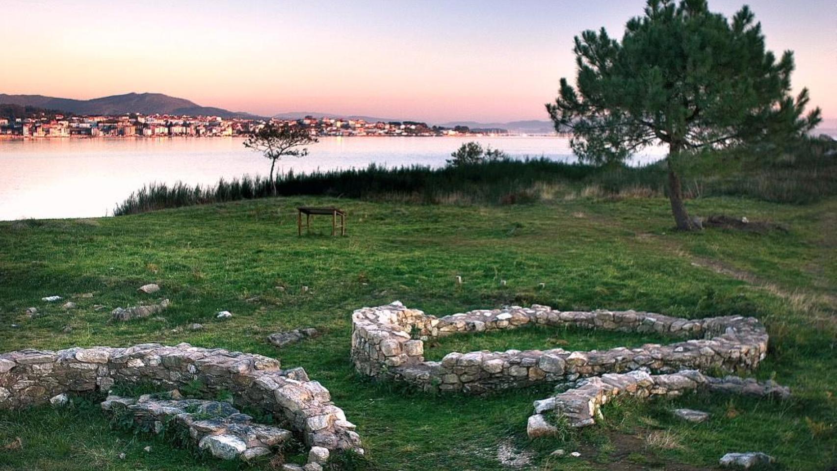 El castro más antiguo y desconocido de Galicia está a pie de mar en la ...
