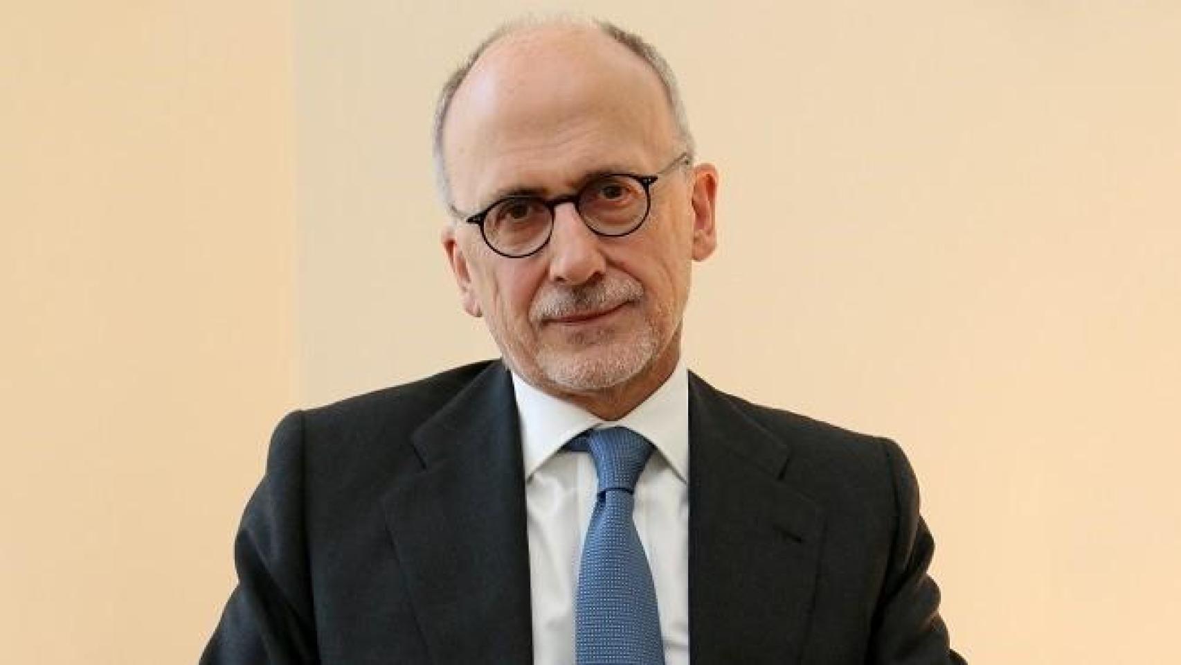 El fundador de Repsol y consejero de Ferrovial Óscar Fanjul promueve ...