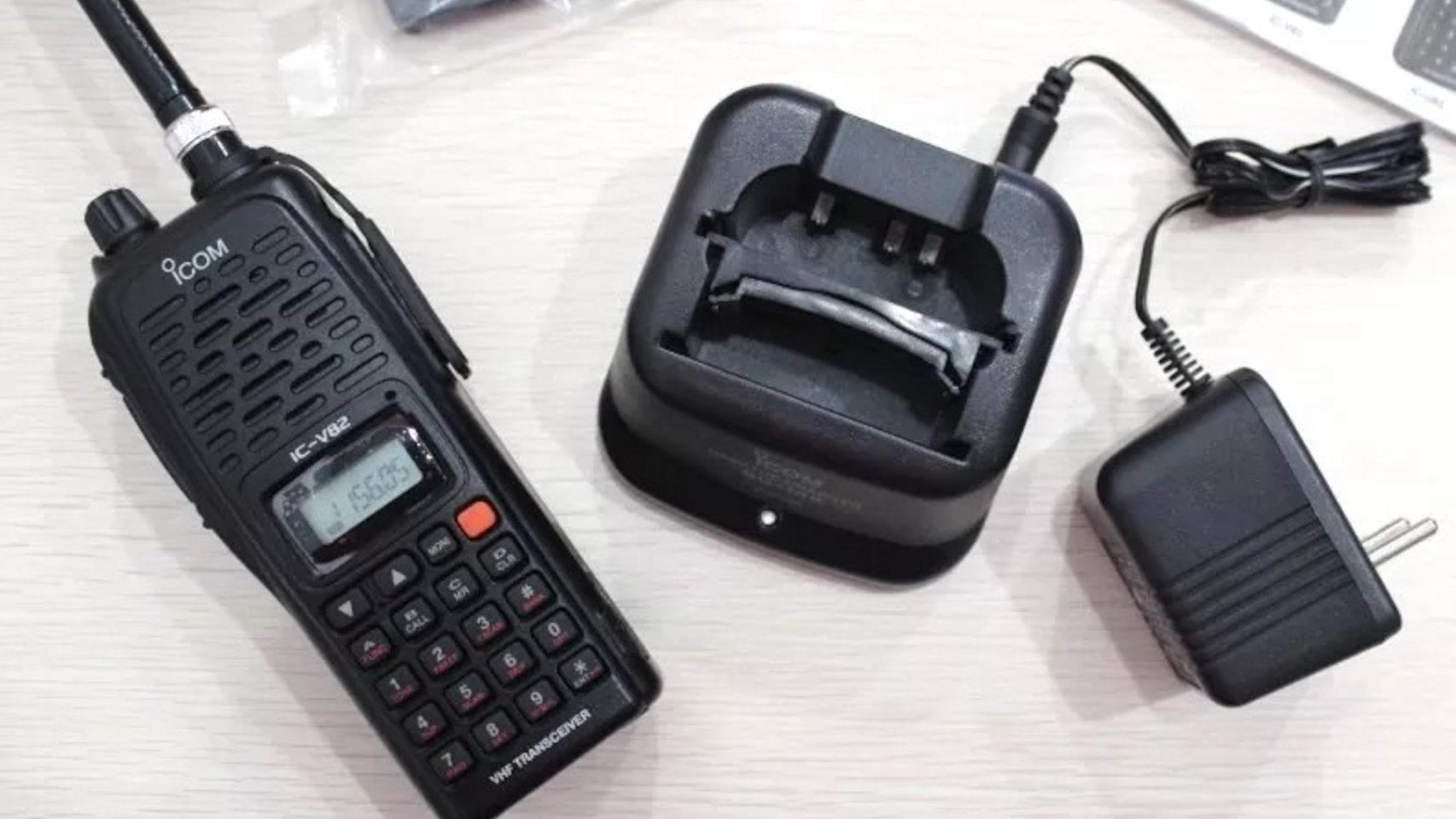 Así se convirtió la radio ICOM IC-V82 en una bomba invisible en pleno ...