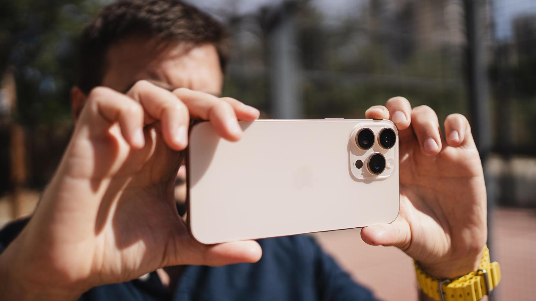 Probamos los iPhone 16 y iPhone 16 Pro: rendimiento y batería salvaje ...