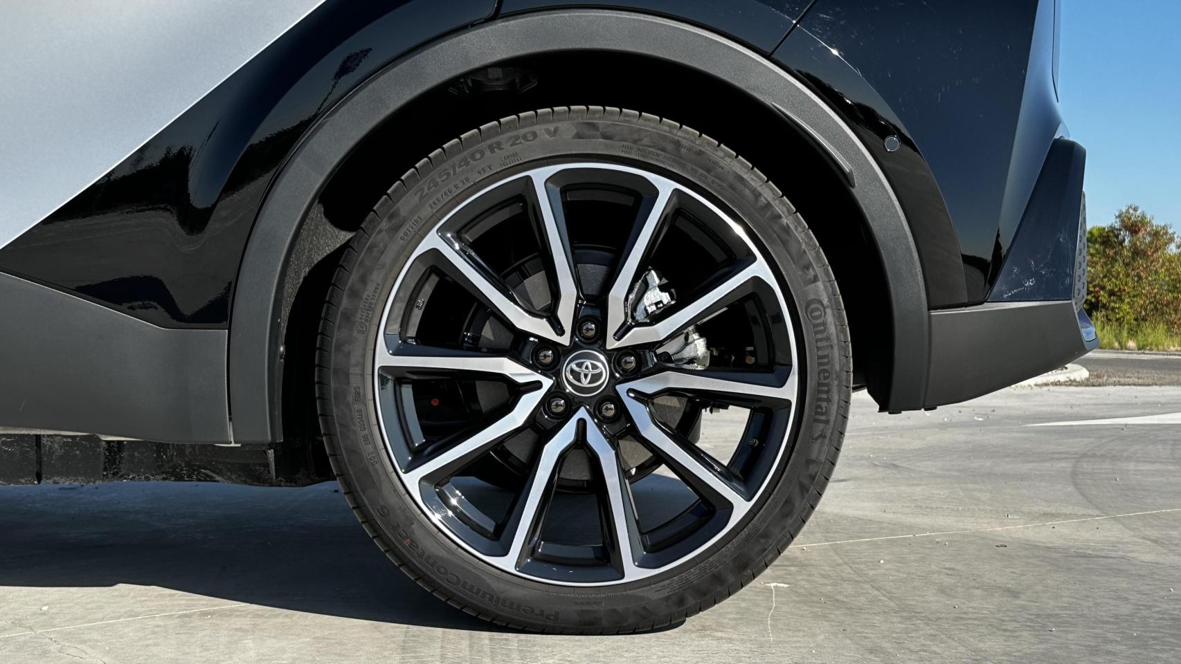 Probamos el Toyota C-HR híbrido enchufable: el SUV definitivo para ...