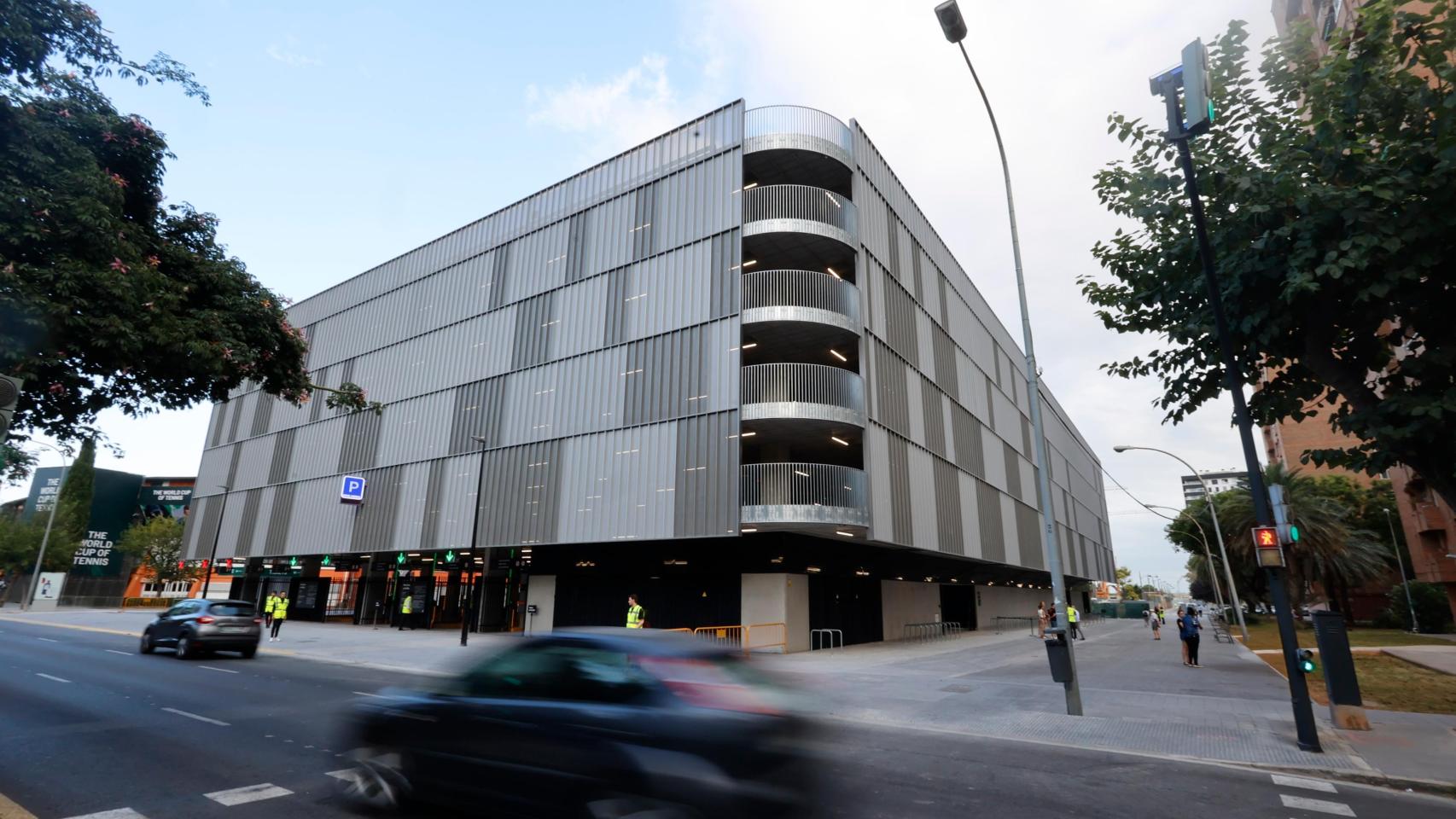 El espectacular paseo a vista de dron por las obras del Roig Arena: ya ...