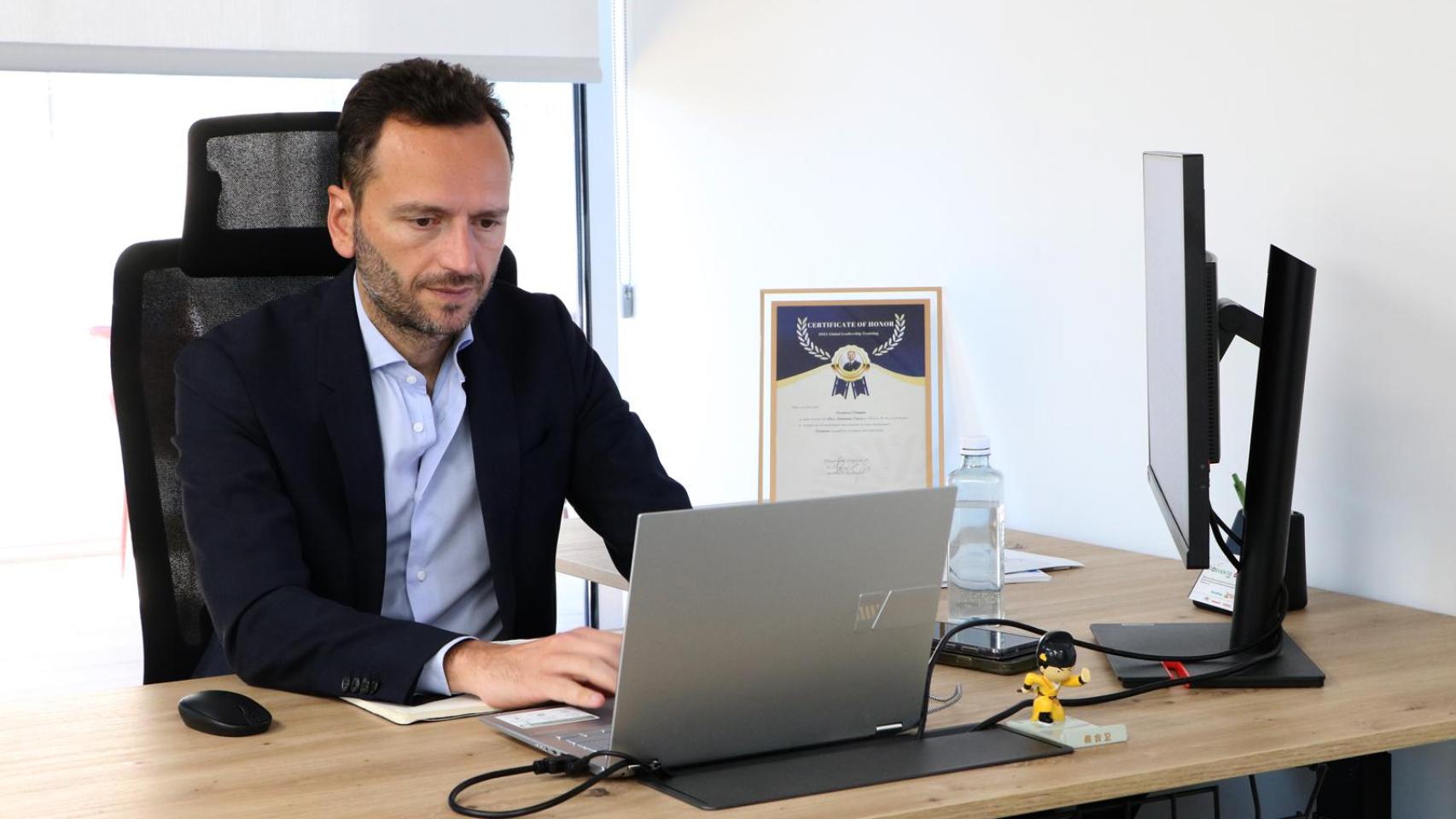 Francesco Colonnese (Omoda y Jaecoo): "Con nuestros coches te miran en ...