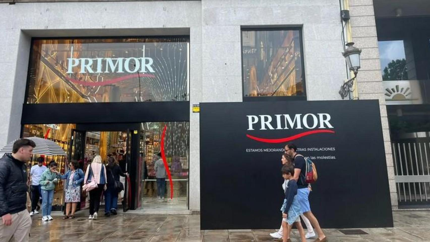 El Primor de A Coruña ya tiene nueva fachada: así es el antes y el después