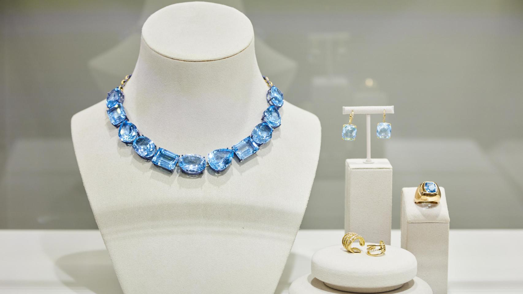 TOUS reafirma su compromiso con Barcelona y lanza una nueva colección ...