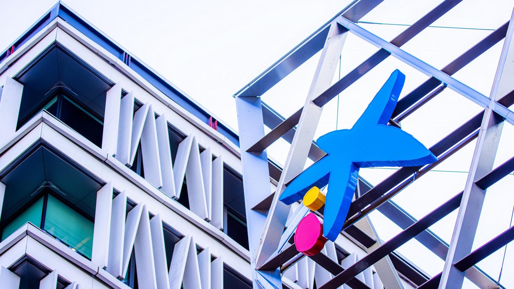 El FROB prorroga un año el contrato con STJ Advisors para asesorarle en ...