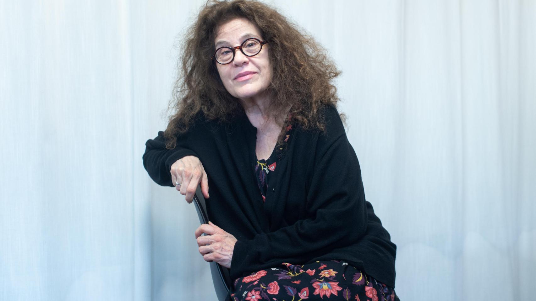 La novelista Anne Michaels: “Ser madre y escritora son dos trabajos a ...