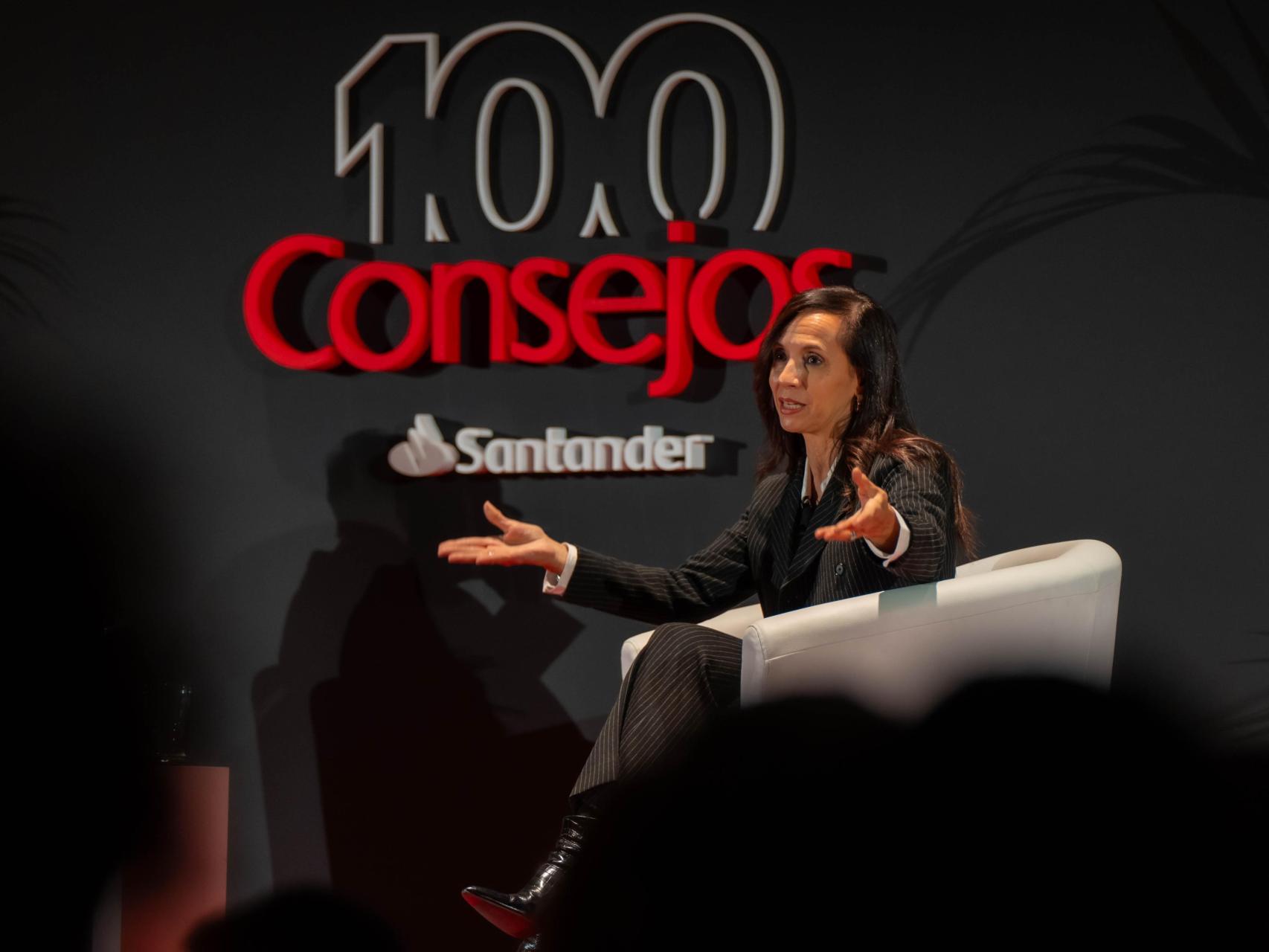 Mil personas asistieron al encuentro "100 Consejos Santander" celebrado en Santiago