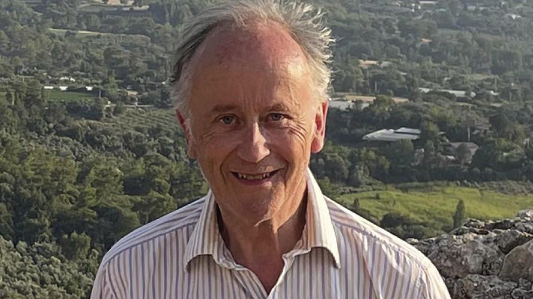 Robin Lane Fox, profesor en Oxford y experto en la 'Ilíada': "Estoy ...