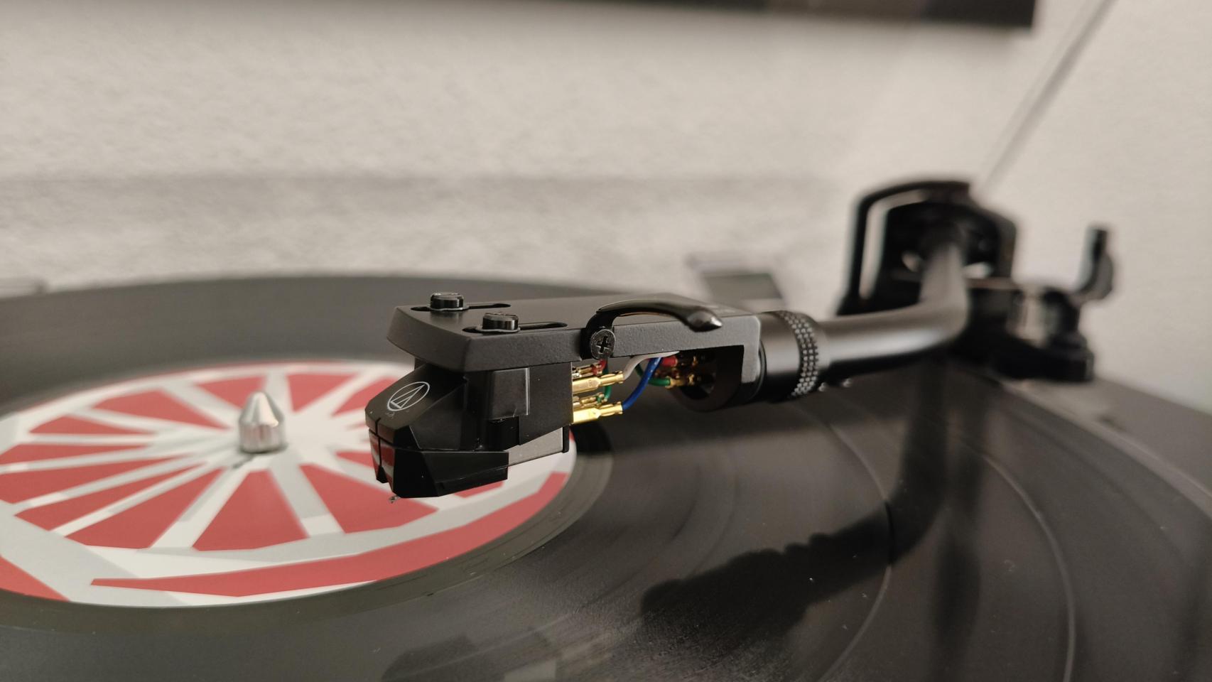 He probado el tocadiscos ideal para los melómanos más puristas de la ...