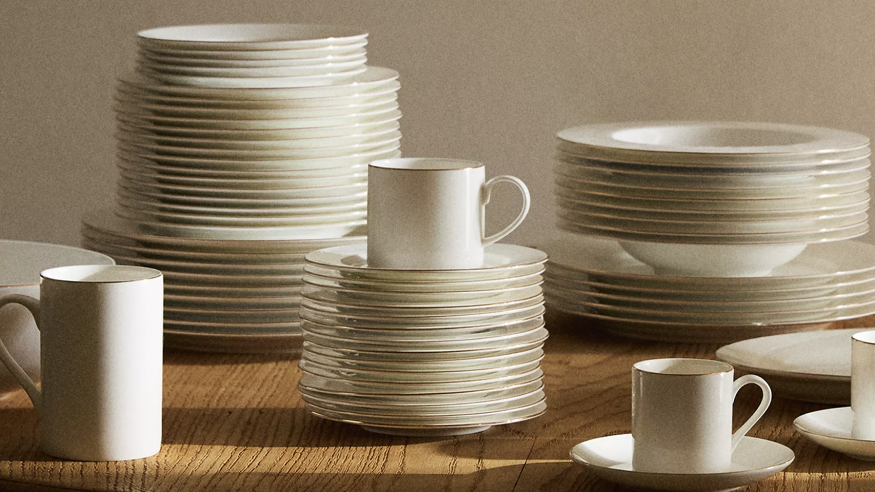 La nueva vajilla ‘bone china' de Zara Home con diseño minimalista de ...