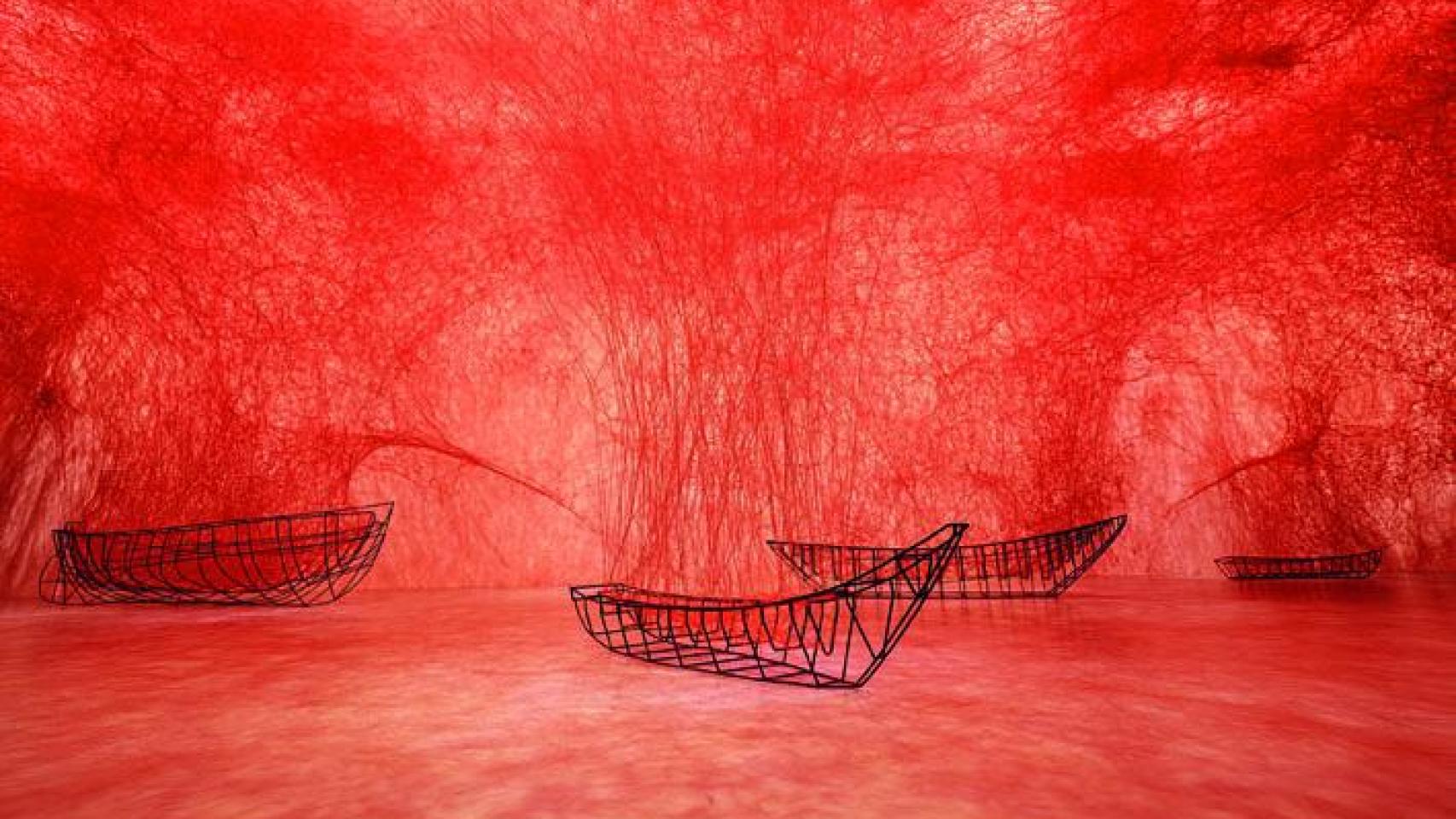 Chiharu Shiota, la artista que dibuja en el aire con 200 km de hilo ...