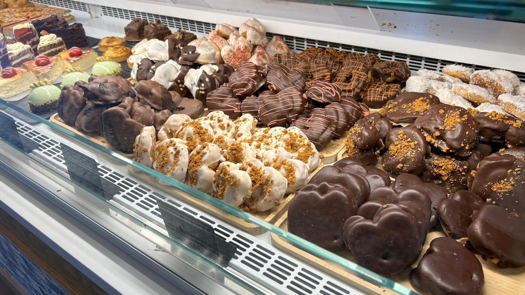 Las palmeras de una pastelería en Rivas que le hacen la competencia a ...