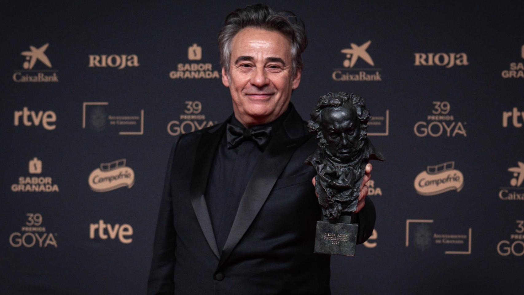 Eduard Fernández, camino de convertirse en el actor más laureado en los ...