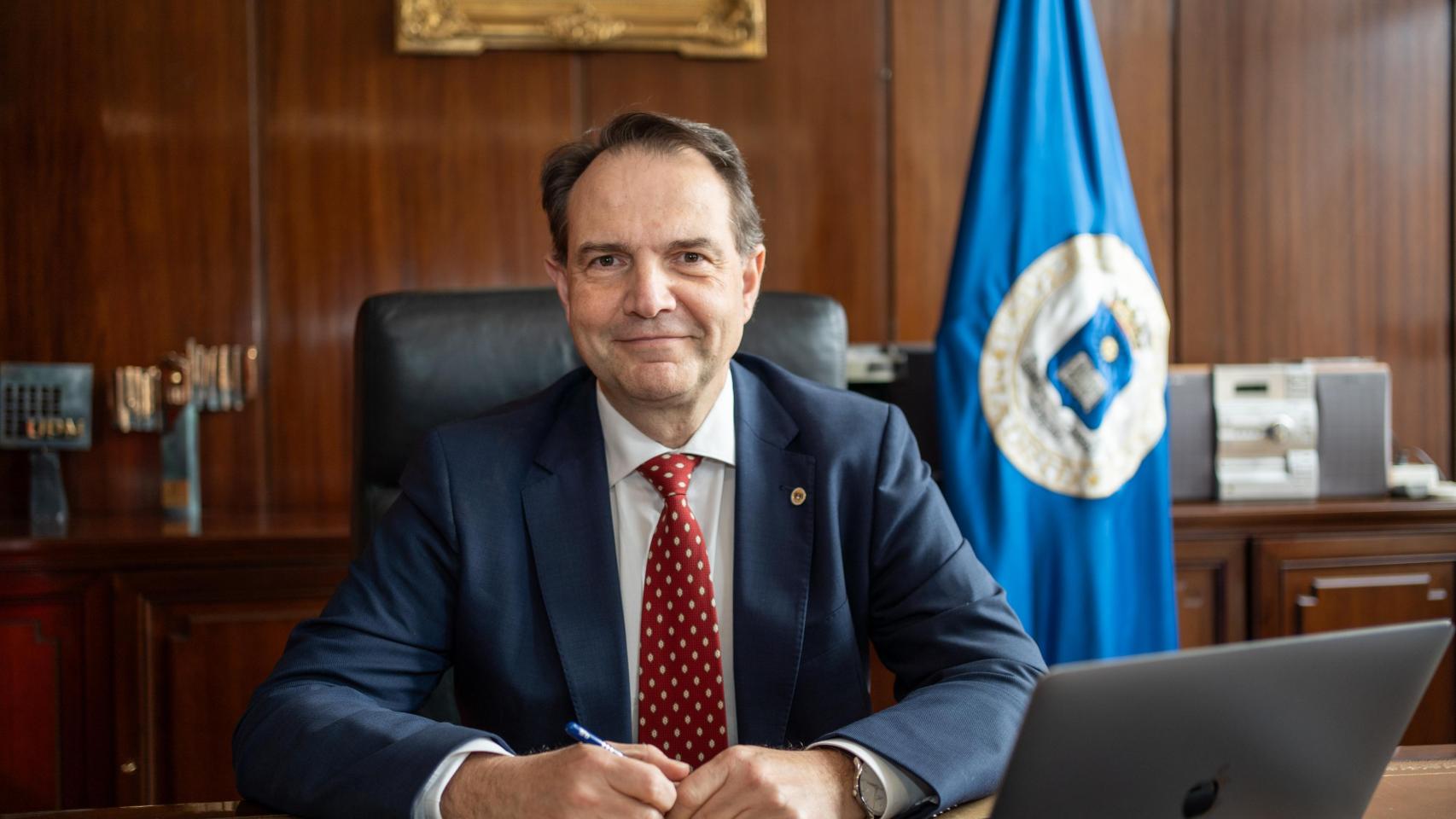 Óscar García, nuevo rector de la Universidad Politécnica: "Exigir un B2 de español a nuestros ...